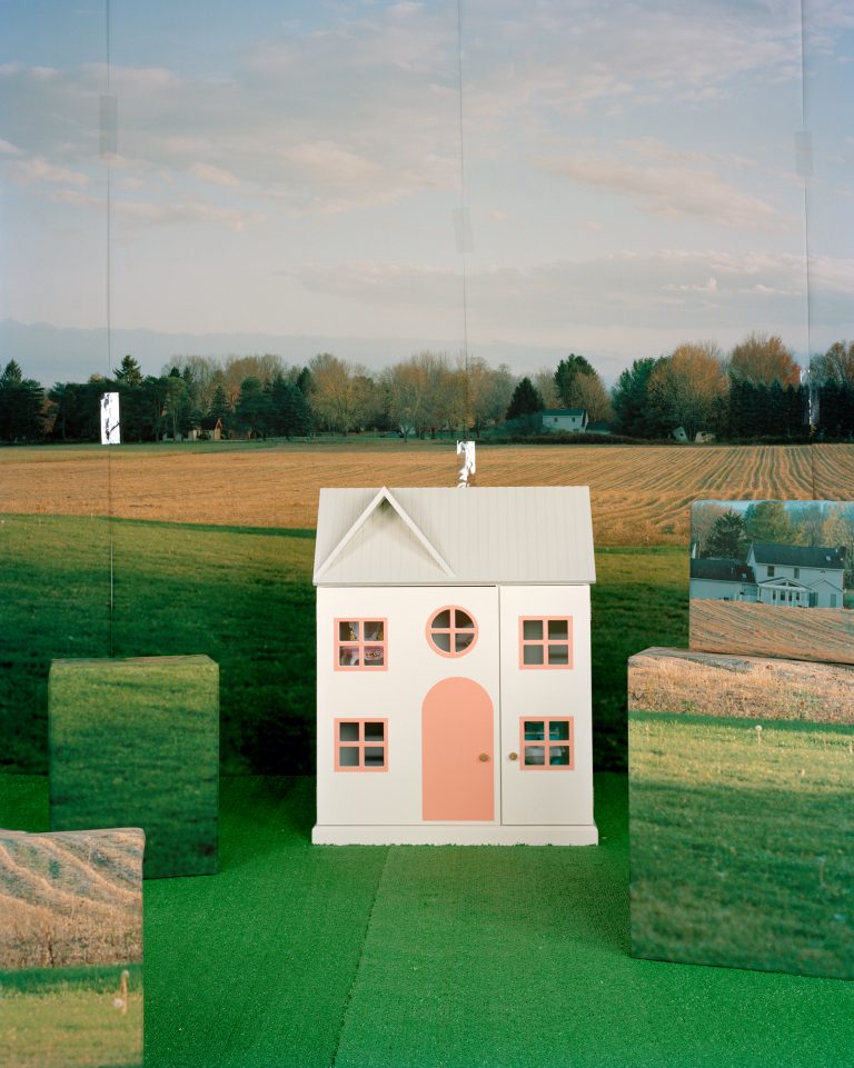 Photoworks UK | Commissions new photography, produces exhibitions